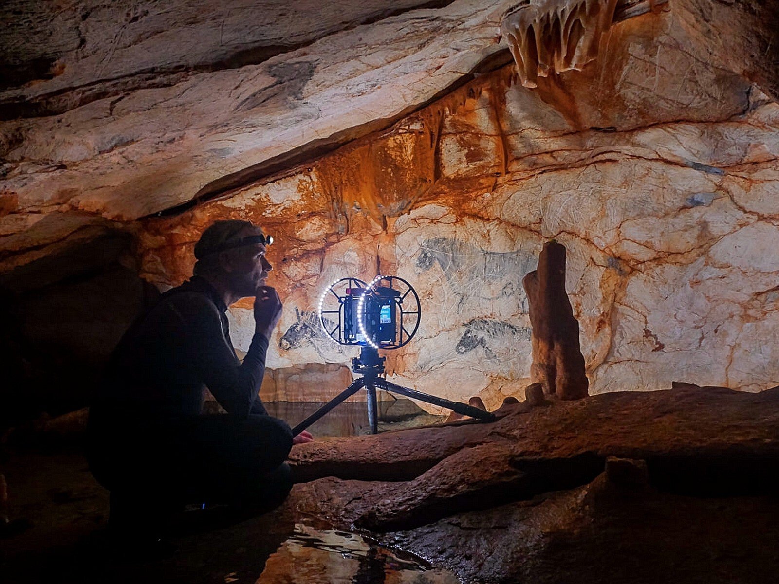 Fugro’s geo-data technology to preserve Cosquer Cave prehistoric art ...